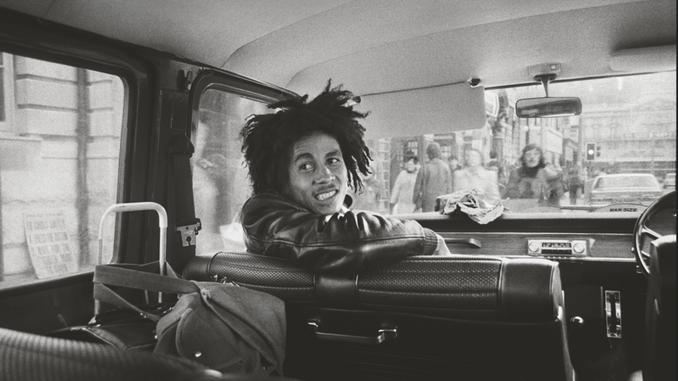 De Bob Marley à Oasis... une exposition pleine de vie pour le photographe musical Dennis Morris